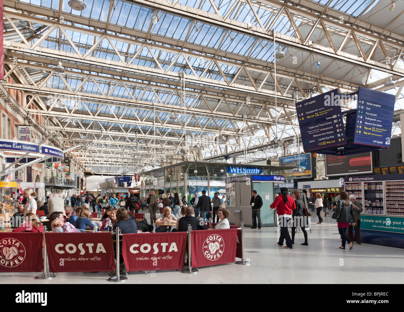 Waterloo Station concourse - London Stock Photo - Alamy