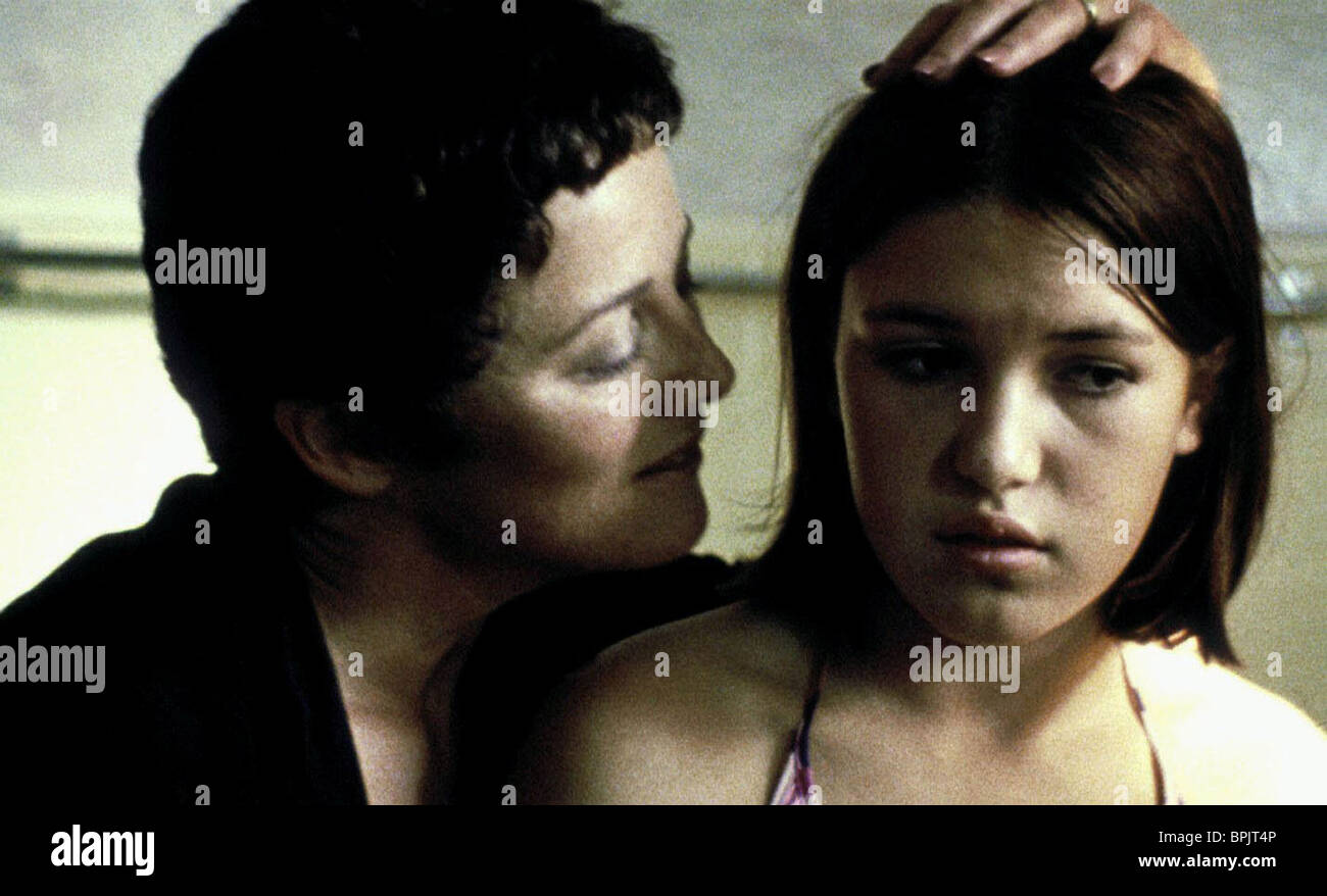 Sarah Peirse High Resolution Stock Photography and Images - Alamy