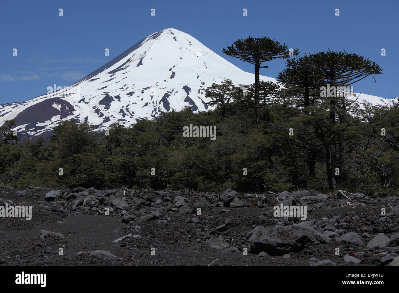 Chile volcano hi-res stock photography and images - Alamy