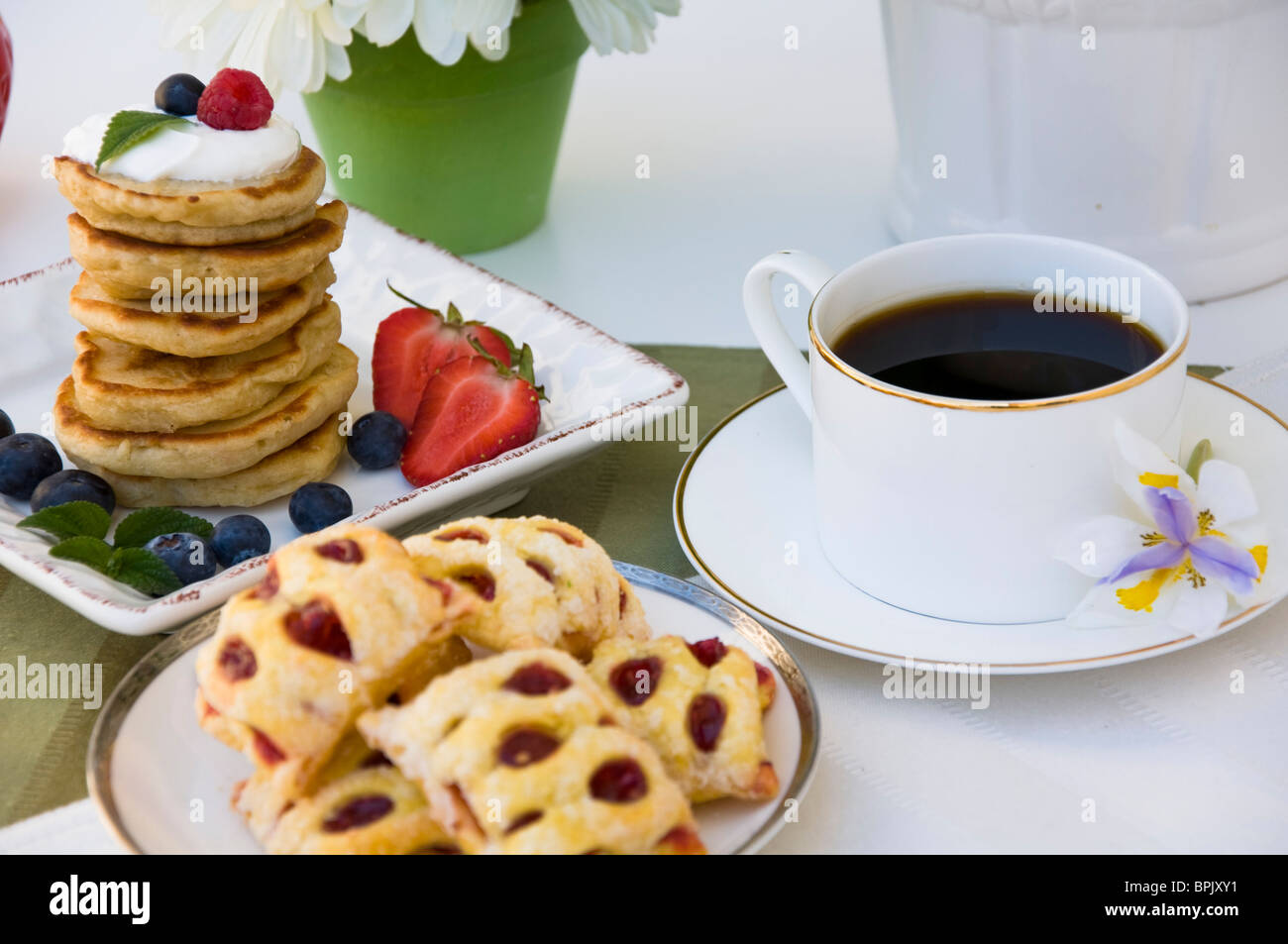 Coffee and pastry breakfast Stock Photo - Alamy