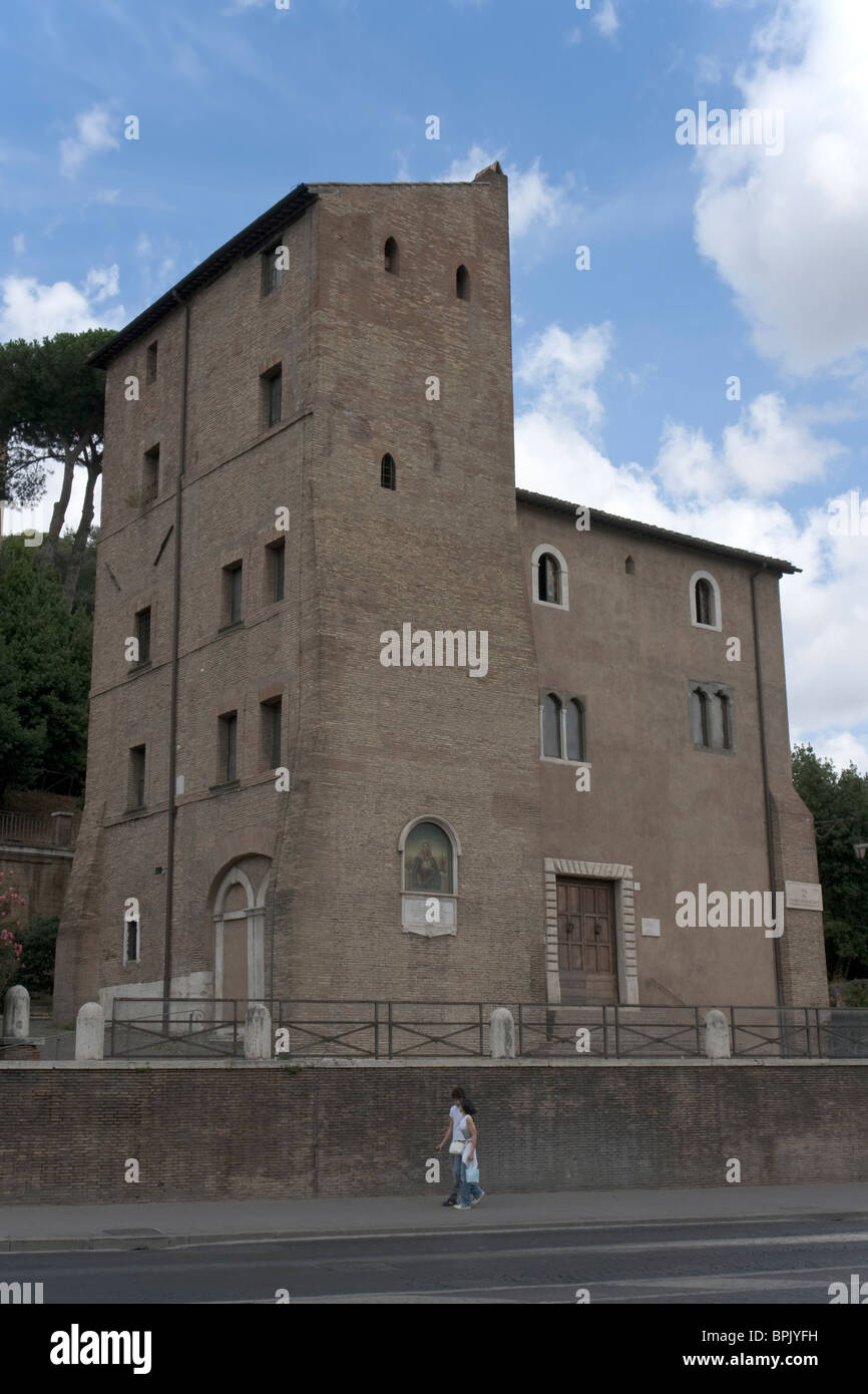 Medieval tower - house, Rome Stock Photo - Alamy