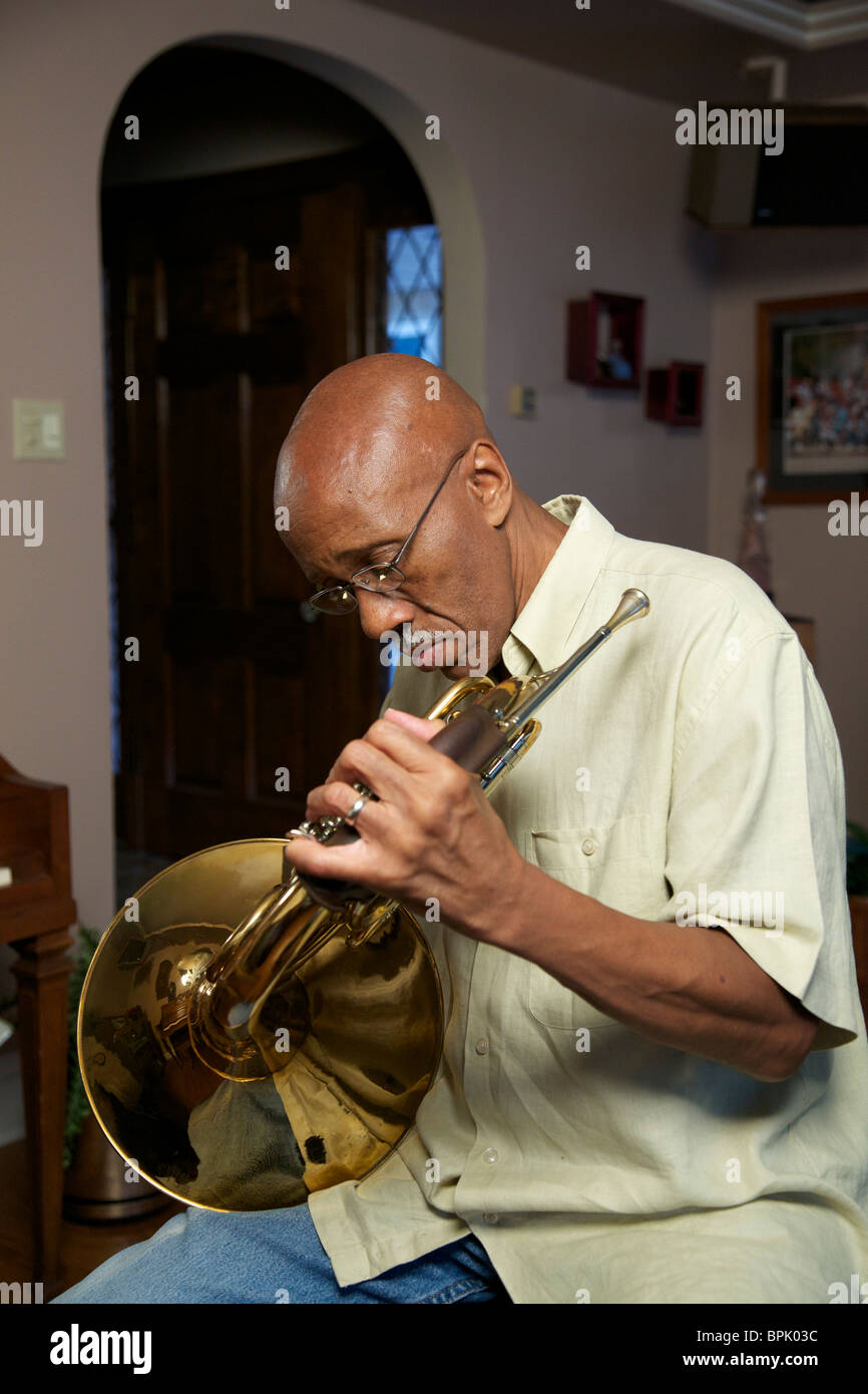 African american musician hi-res stock photography and images - Alamy