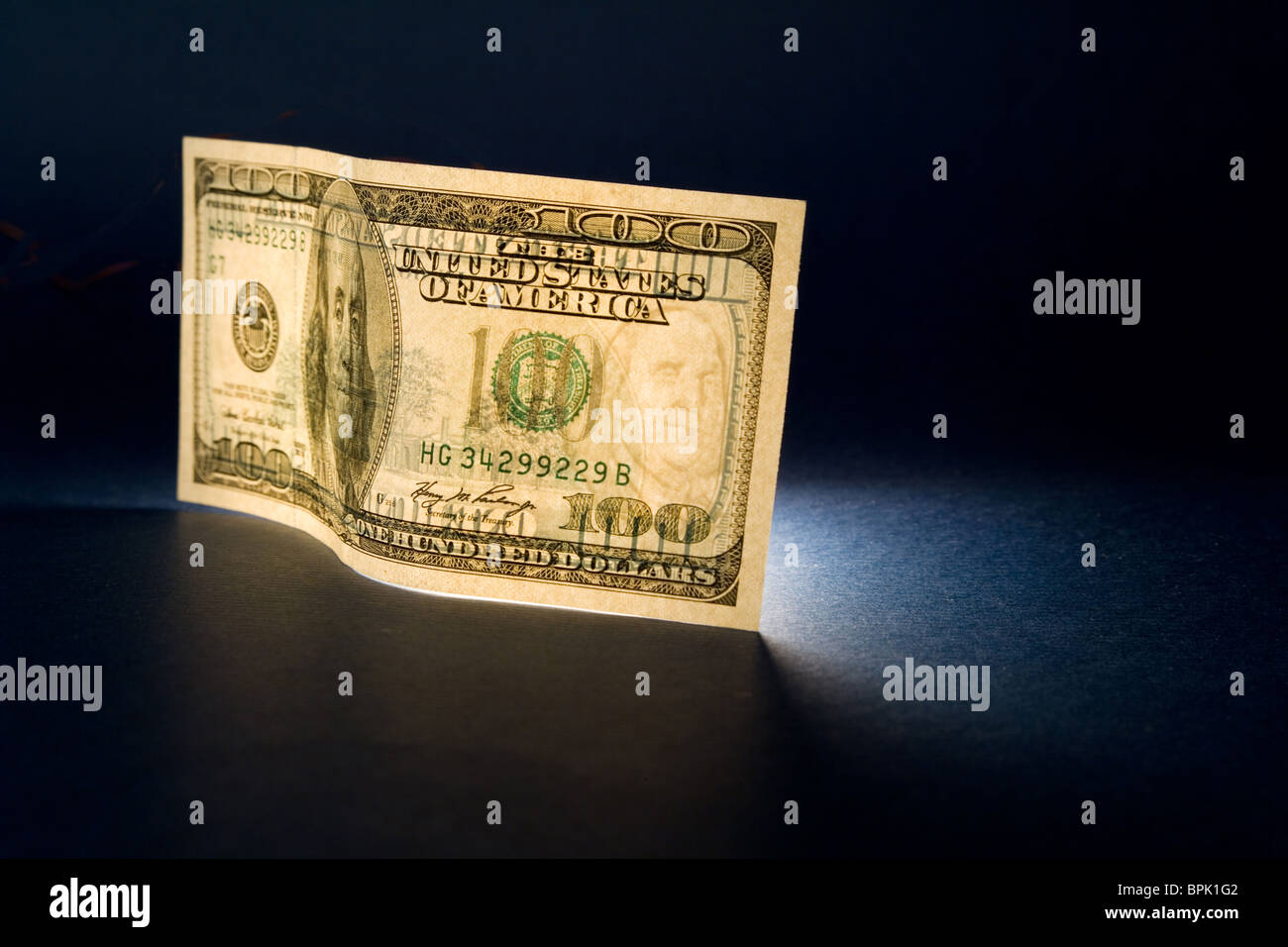 Light and black hi-res stock photography and images - Alamy