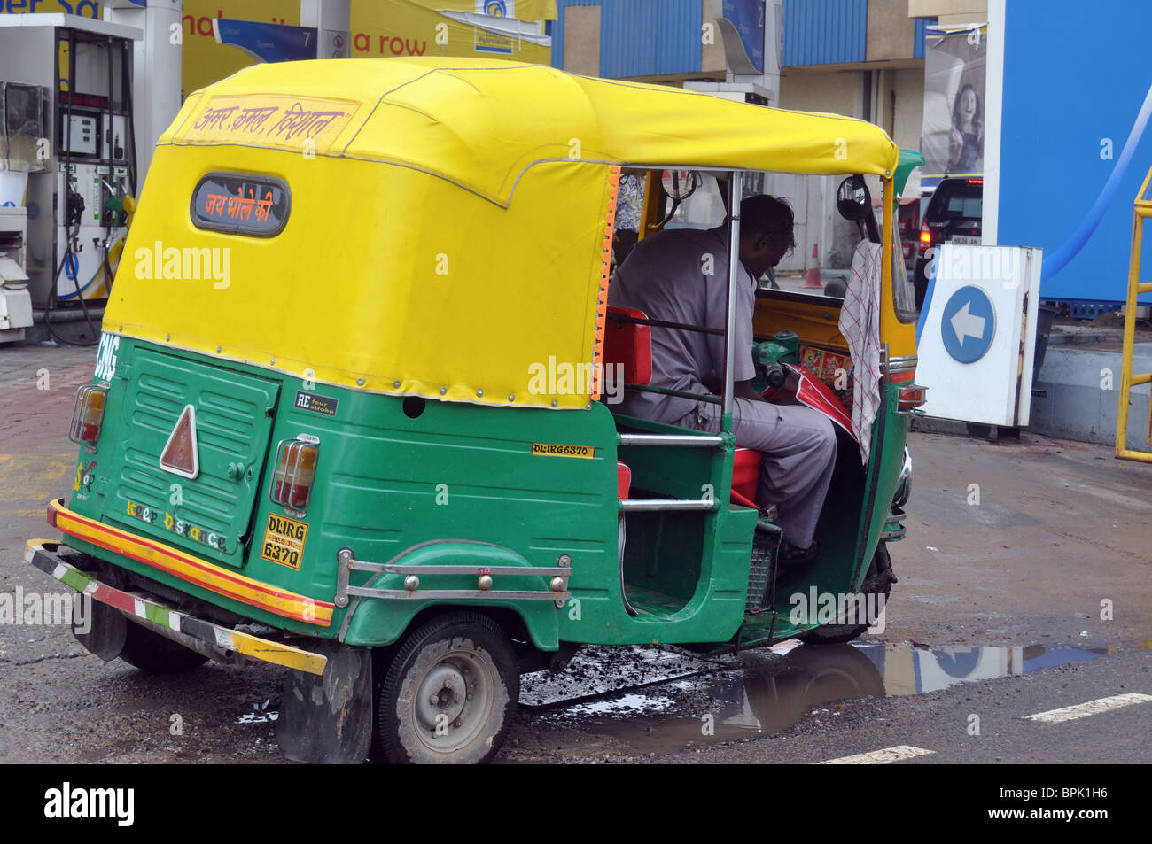 Autorickshaw hi-res stock photography and images - Alamy