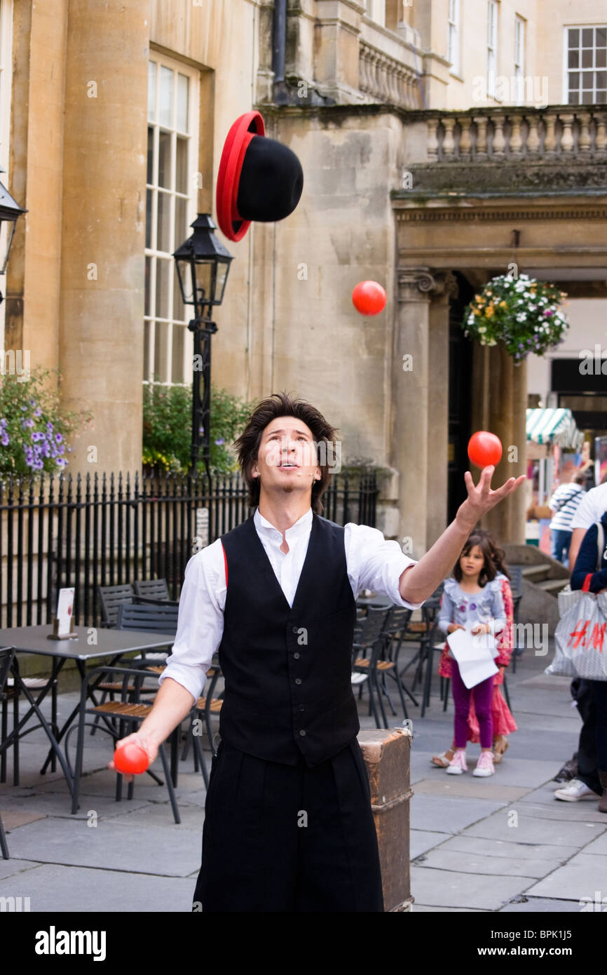 Street Theater and Busker's Bath Somerset England UK Stock Photo - Alamy