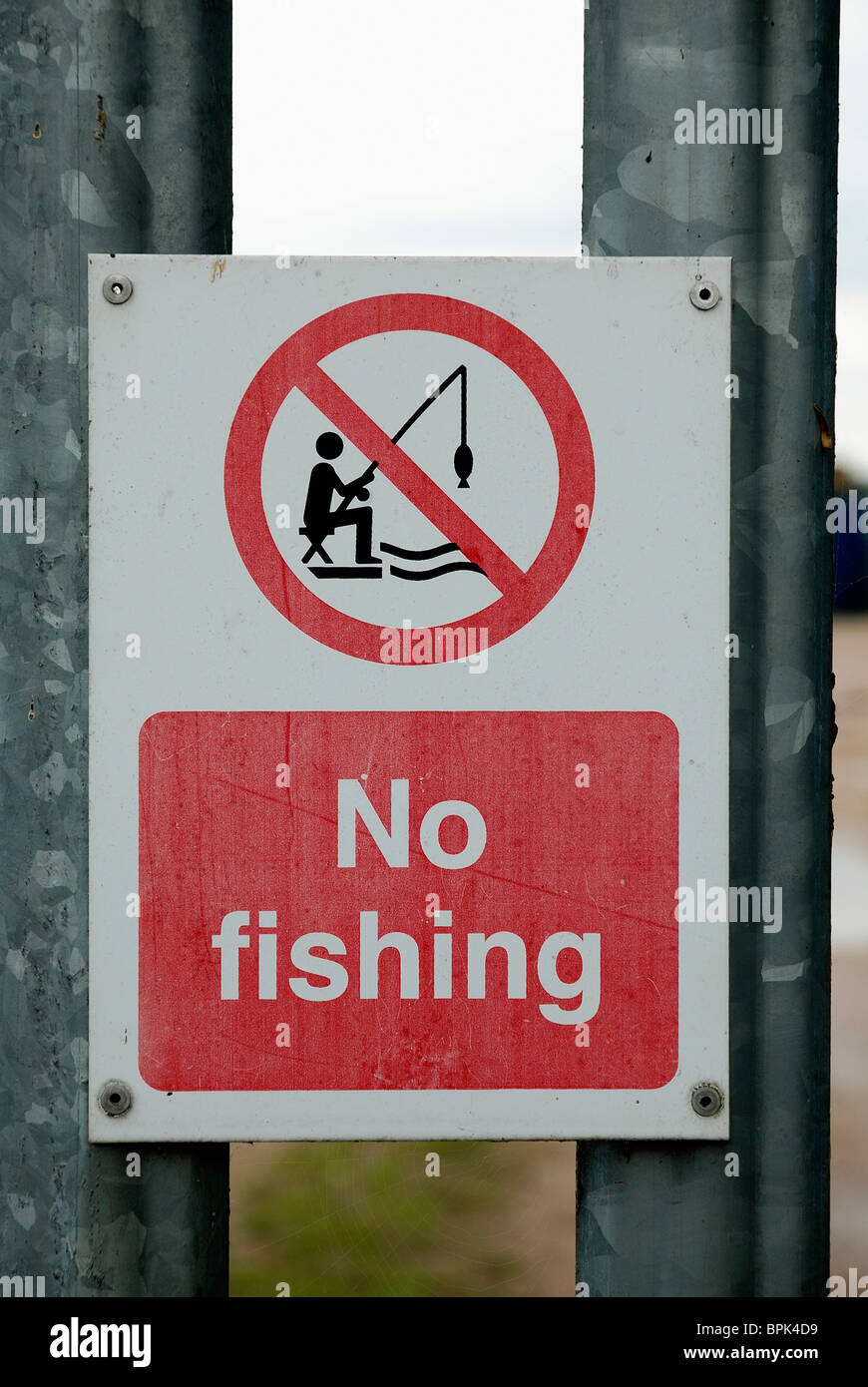 Sign red white gate hi-res stock photography and images - Alamy