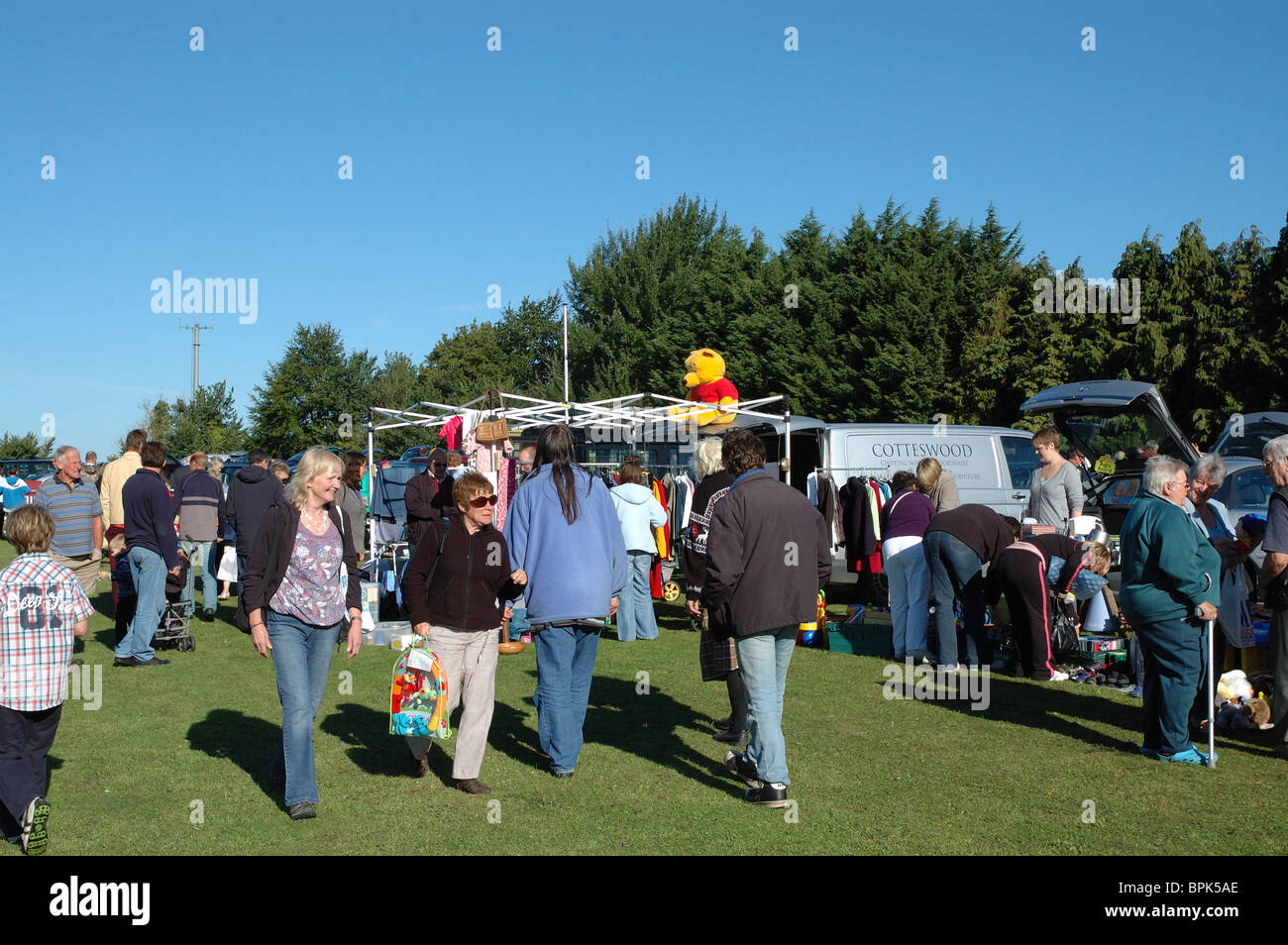 Car boot sale Stock Photo - Alamy
