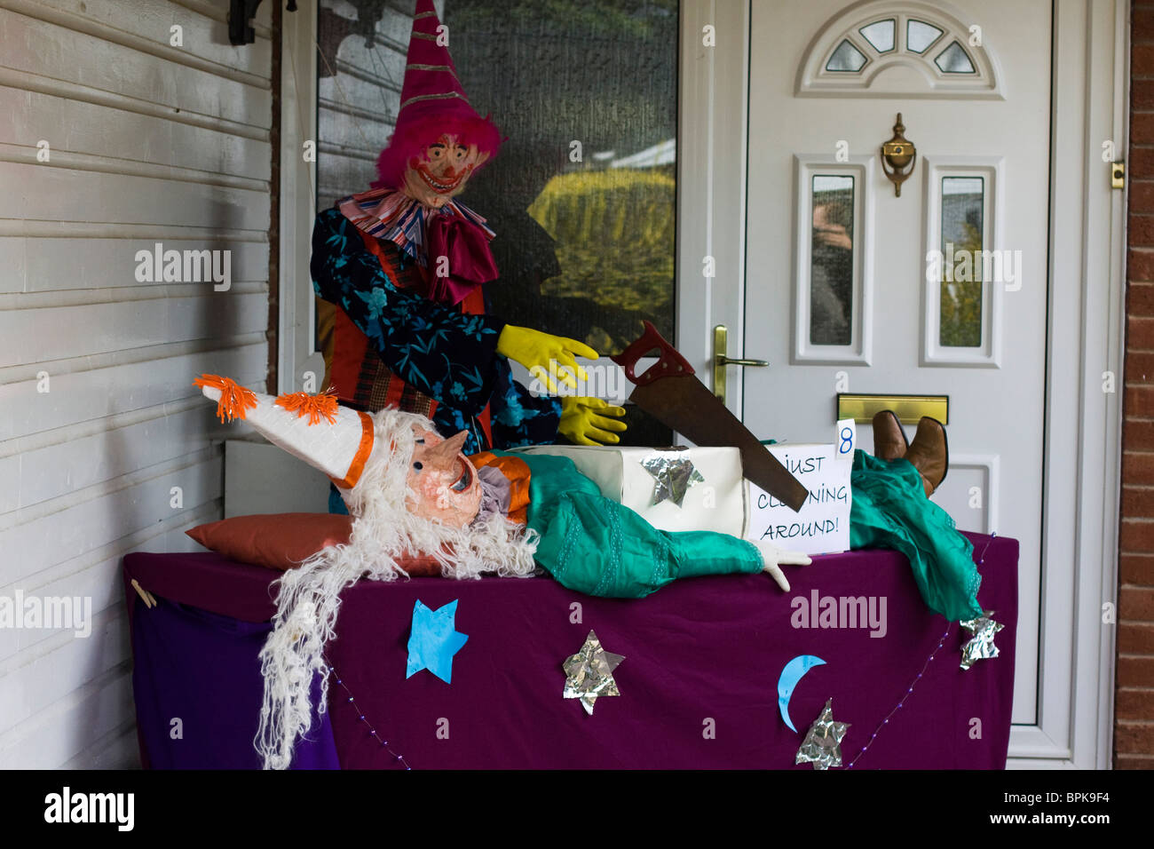 Grotesque clowns hi-res stock photography and images - Alamy