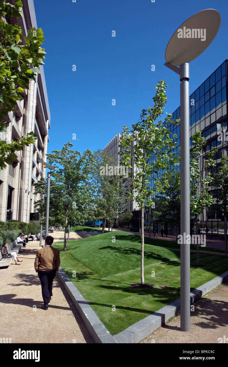 Aldgate high street hi-res stock photography and images - Alamy