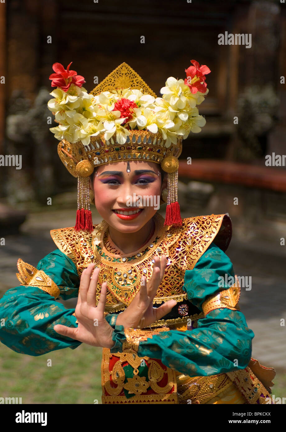 Legong Girl Dancers, Ubud, Bali, Indonesia Stock Photo - Alamy