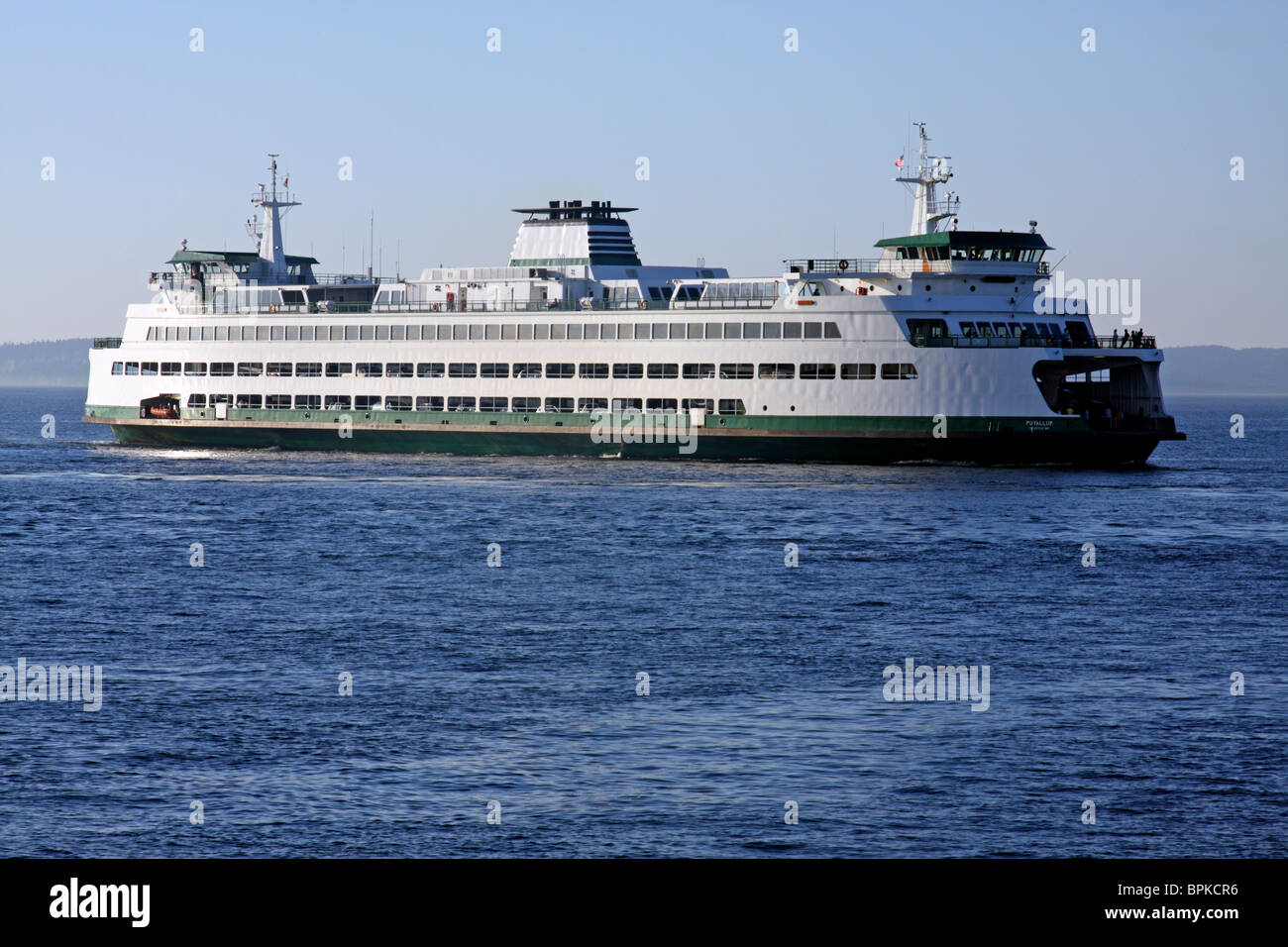 The Washington State Ferry Puyallup approaches the terminal at Edmonds ...