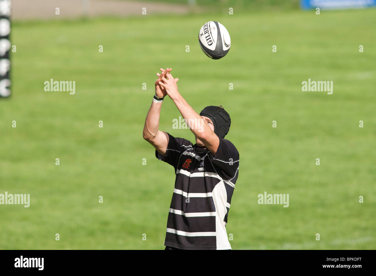 rugby player misses the ball at a line-out Stock Photo - Alamy