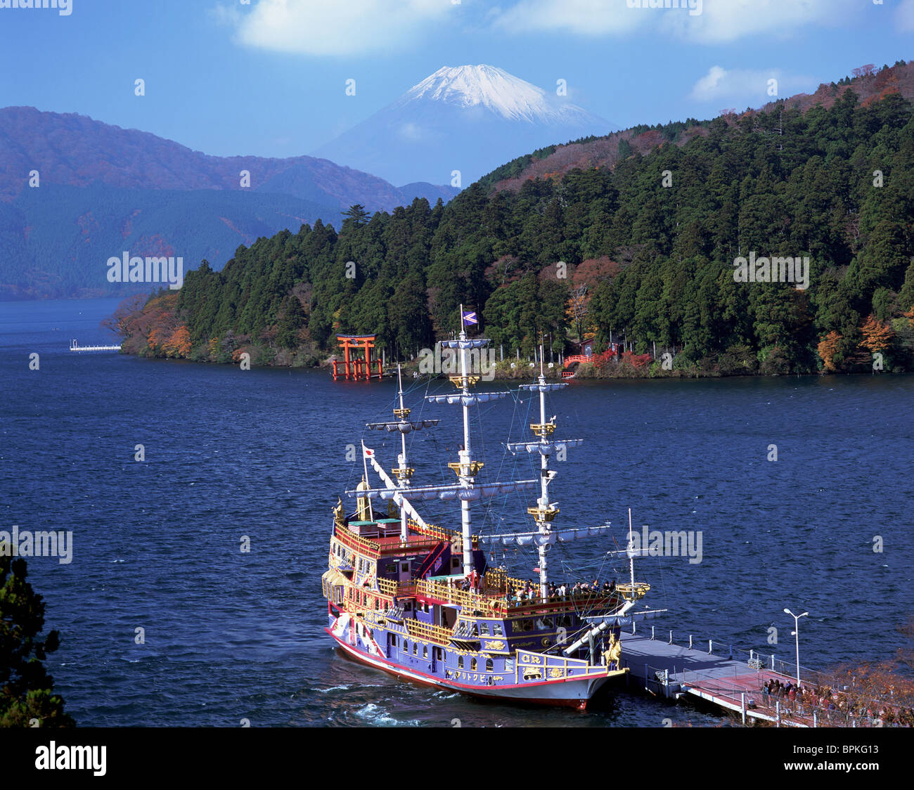Lake Ashi and Mount Fuji, Japan Stock Photo - Alamy