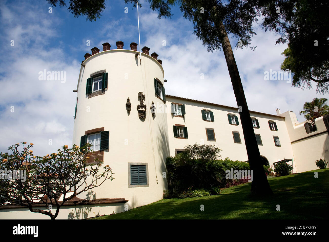 Palaçio de São Lourenço , historic building used as military ...