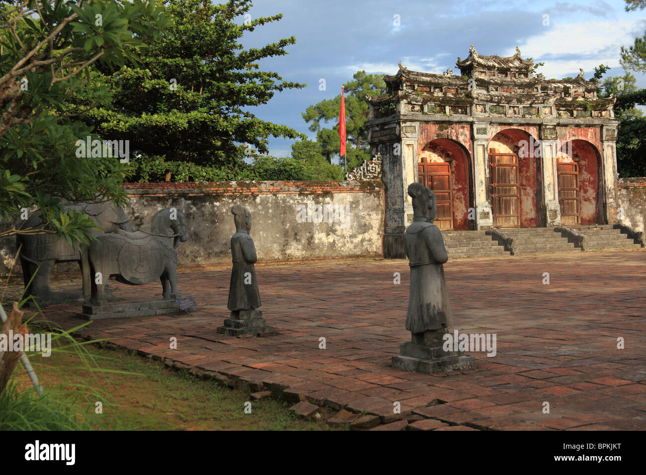 Ming mang royal tomb hi-res stock photography and images - Alamy