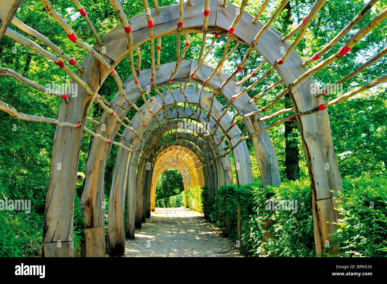 France: Allee des Arches in the gardens of Marqueyssac Stock Photo - Alamy