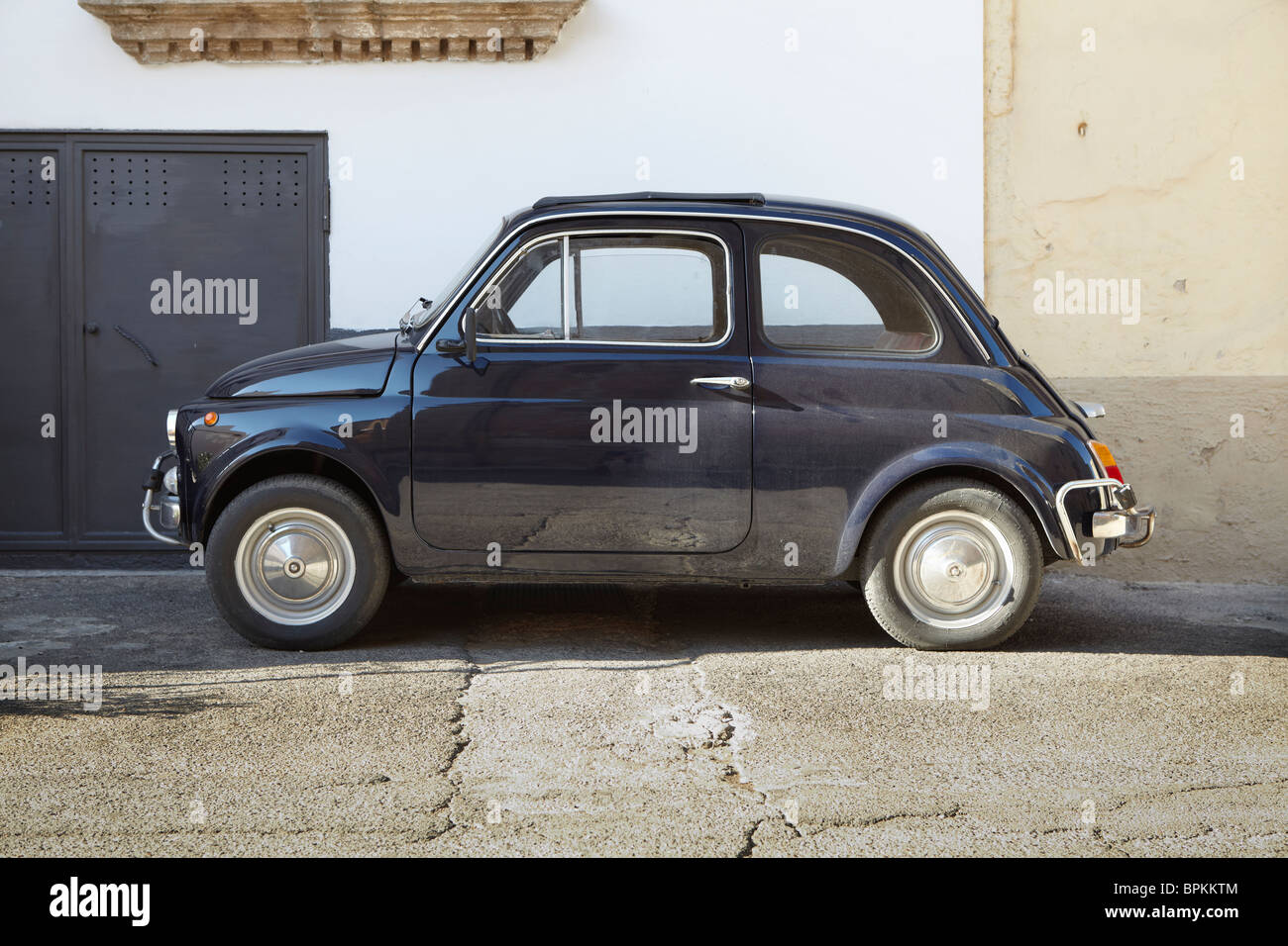 Cinquecento in italy hi-res stock photography and images - Alamy