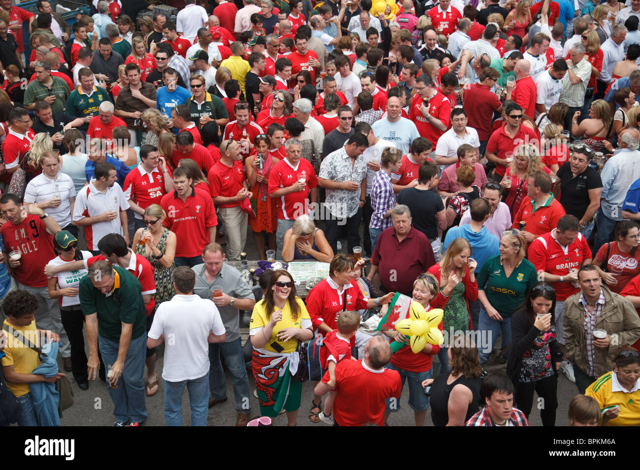 Rugby fans at the outdoor bar outside the Millennium Stadium after ...
