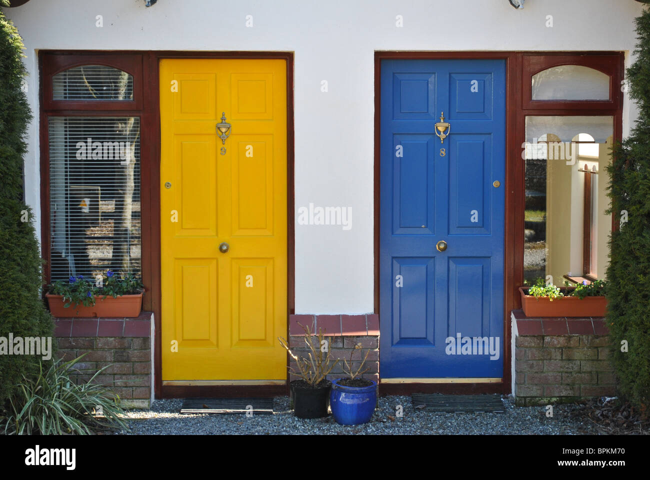 Two entrance doors hi-res stock photography and images - Alamy