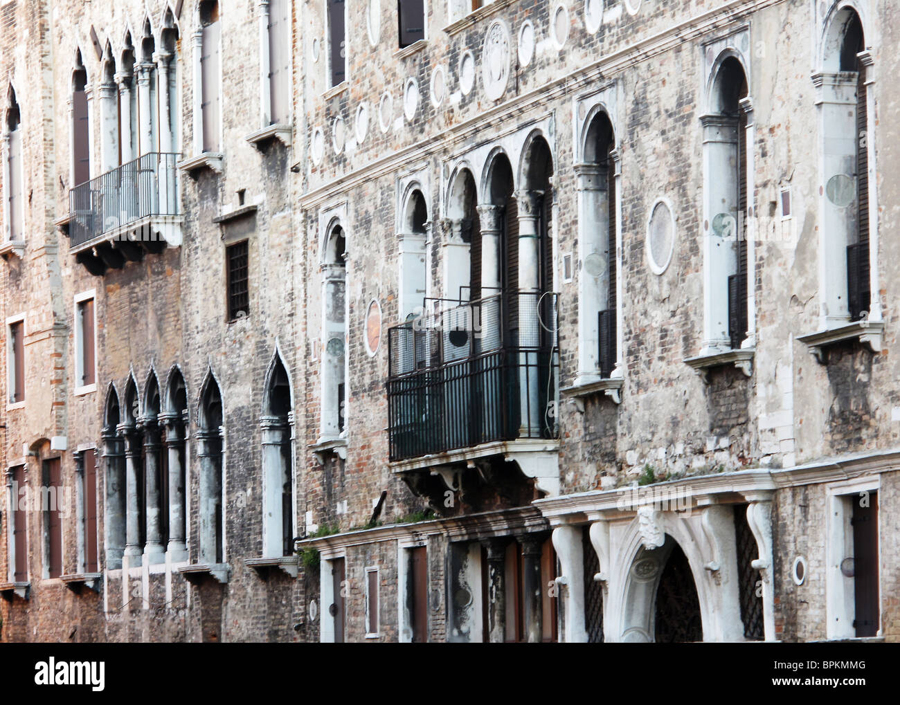 A crumbling building facade in Venice Stock Photo - Alamy