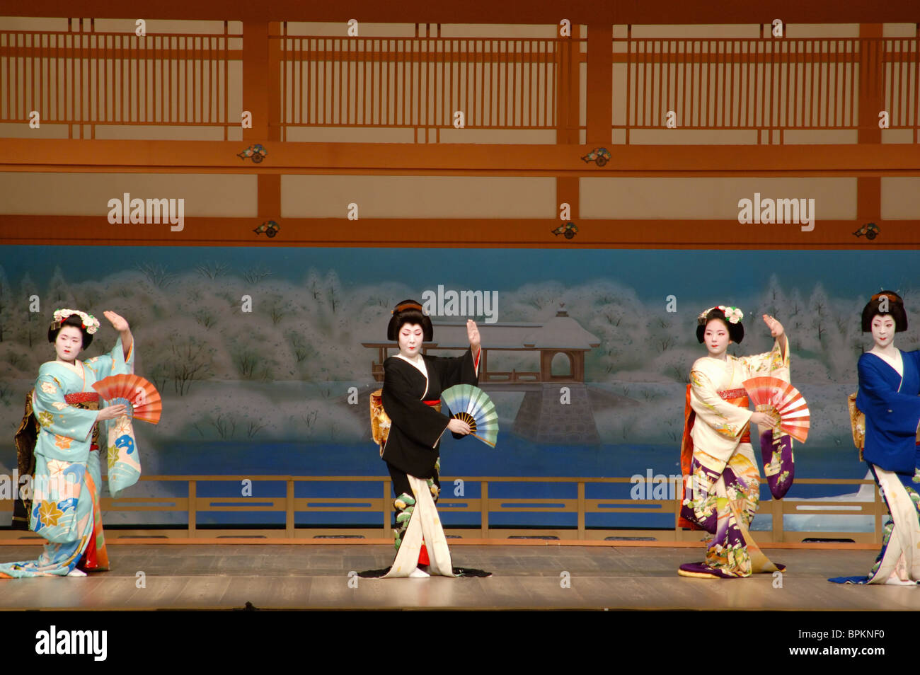Geisha, Pontocho Kaburenjo Theatre, Kyoto, Japan Stock Photo - Alamy