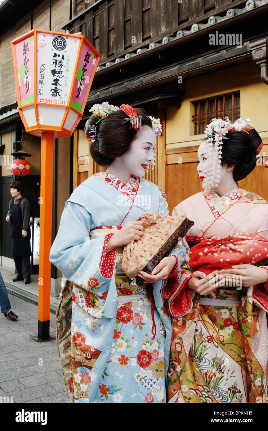 Geisha, Gion District, Kyoto, Japan Stock Photo - Alamy
