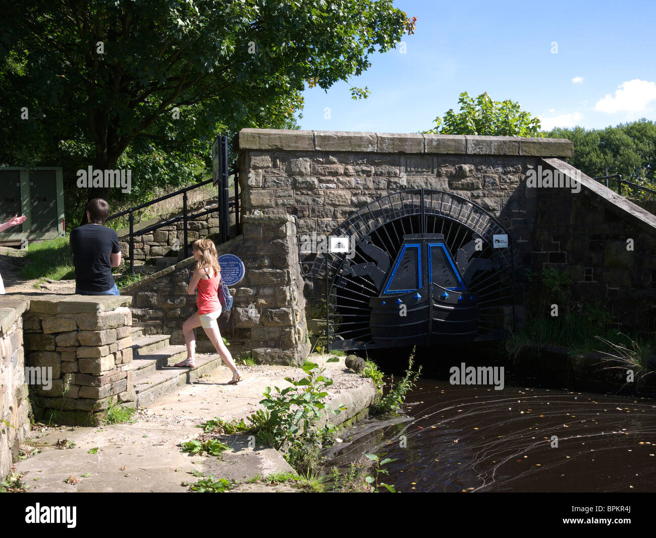 Standedge Tunnel Entrance and Huddersfield canal at Diggle, Saddleworth ...