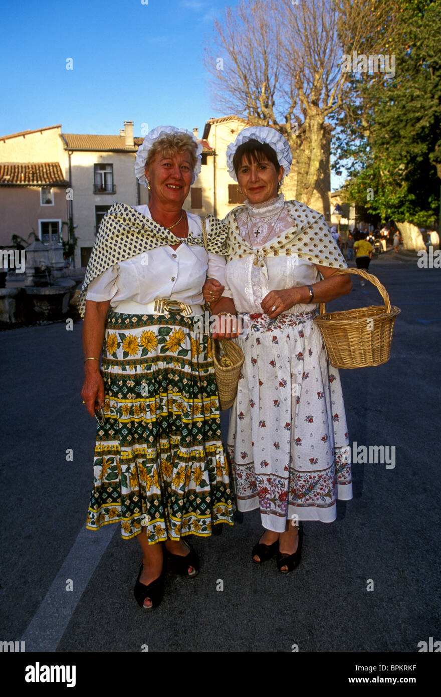 2, two, Frenchwomen, French women, eye contact, front view, full-length ...
