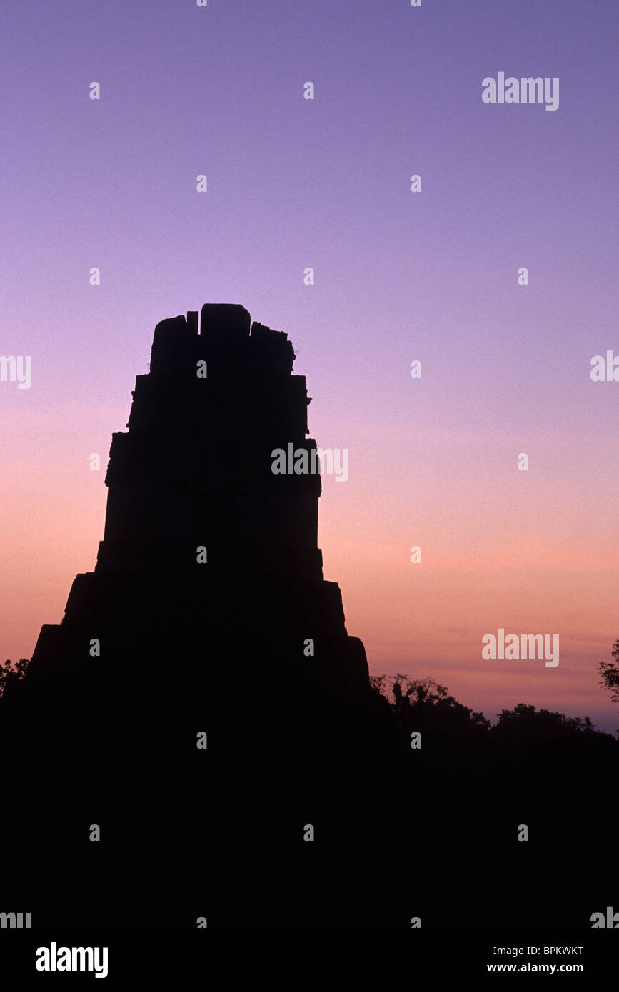 Sunrise over Mayan ruins of Temple I in the Great Plaza of UNESCO World ...