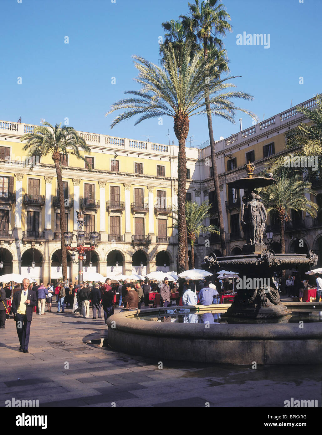 Placa Reial, Barcelona, Spain Stock Photo - Alamy