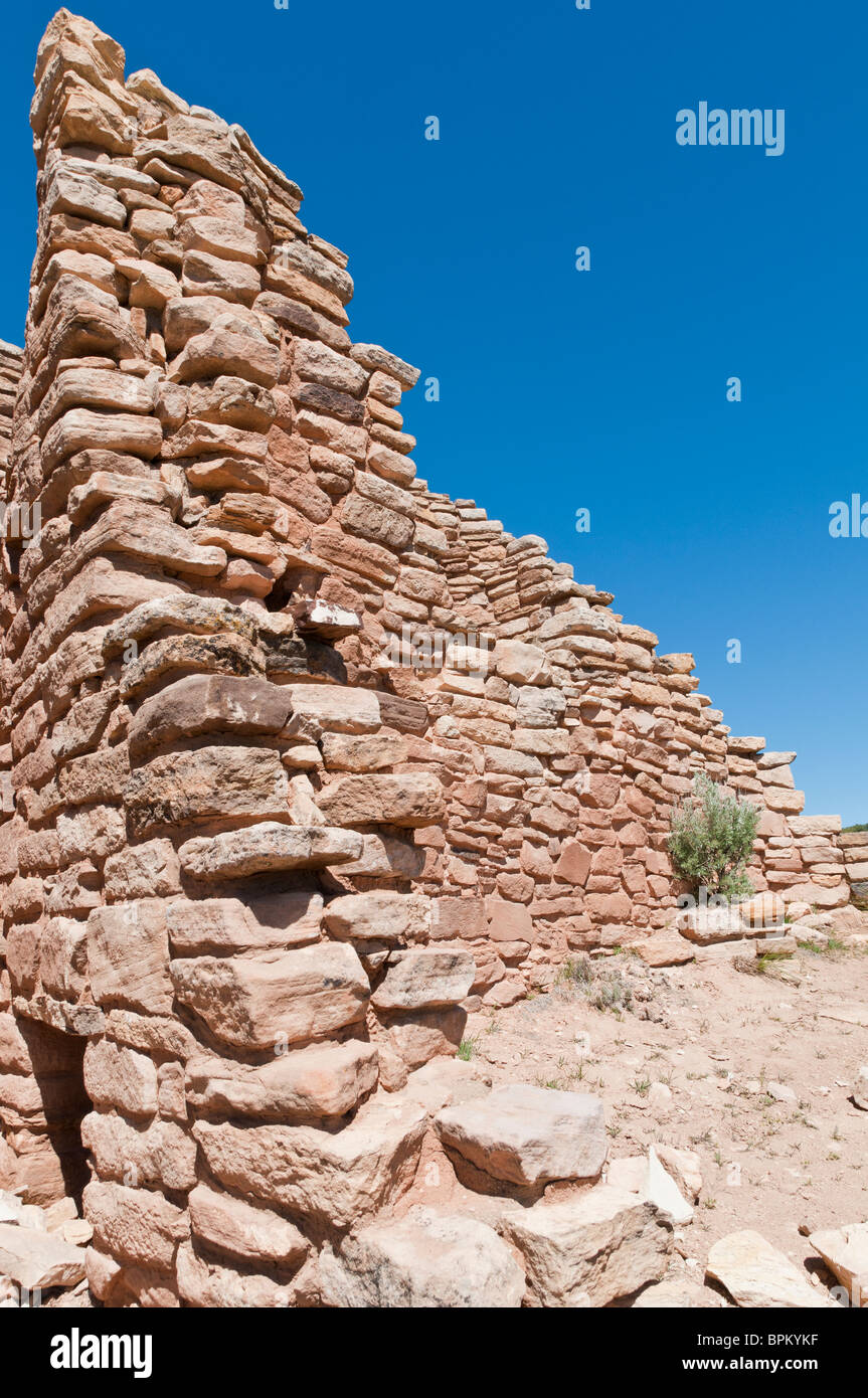 Cutthroat castle hi-res stock photography and images - Alamy