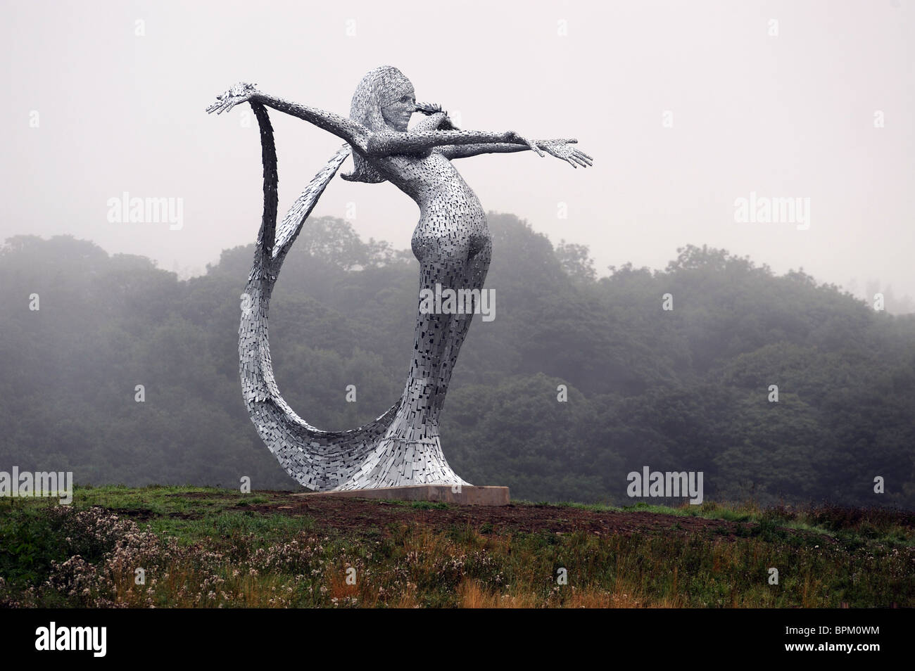 Arria sculpture at cumbernauld hi-res stock photography and images - Alamy
