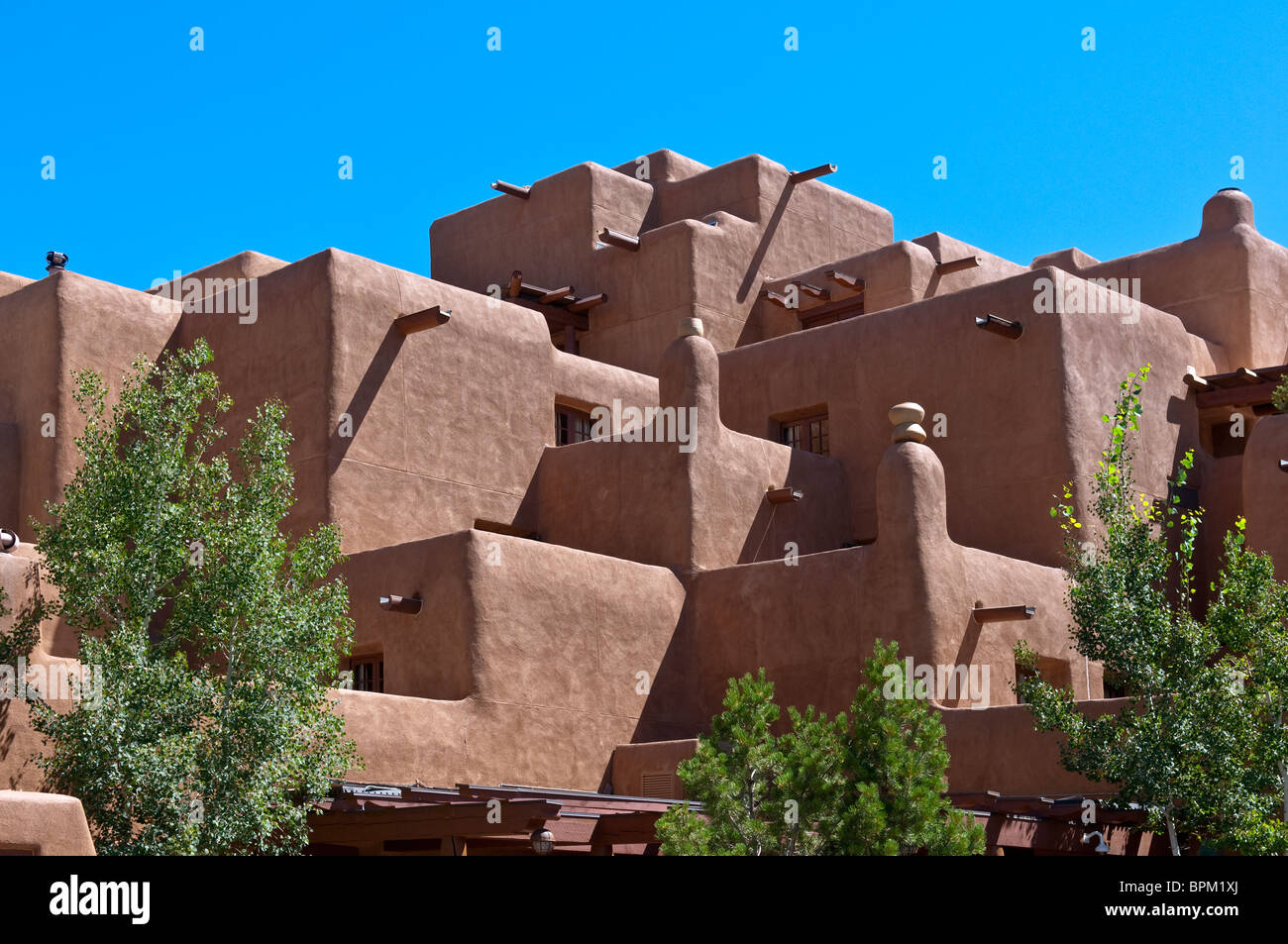 Adobe building hi-res stock photography and images - Alamy