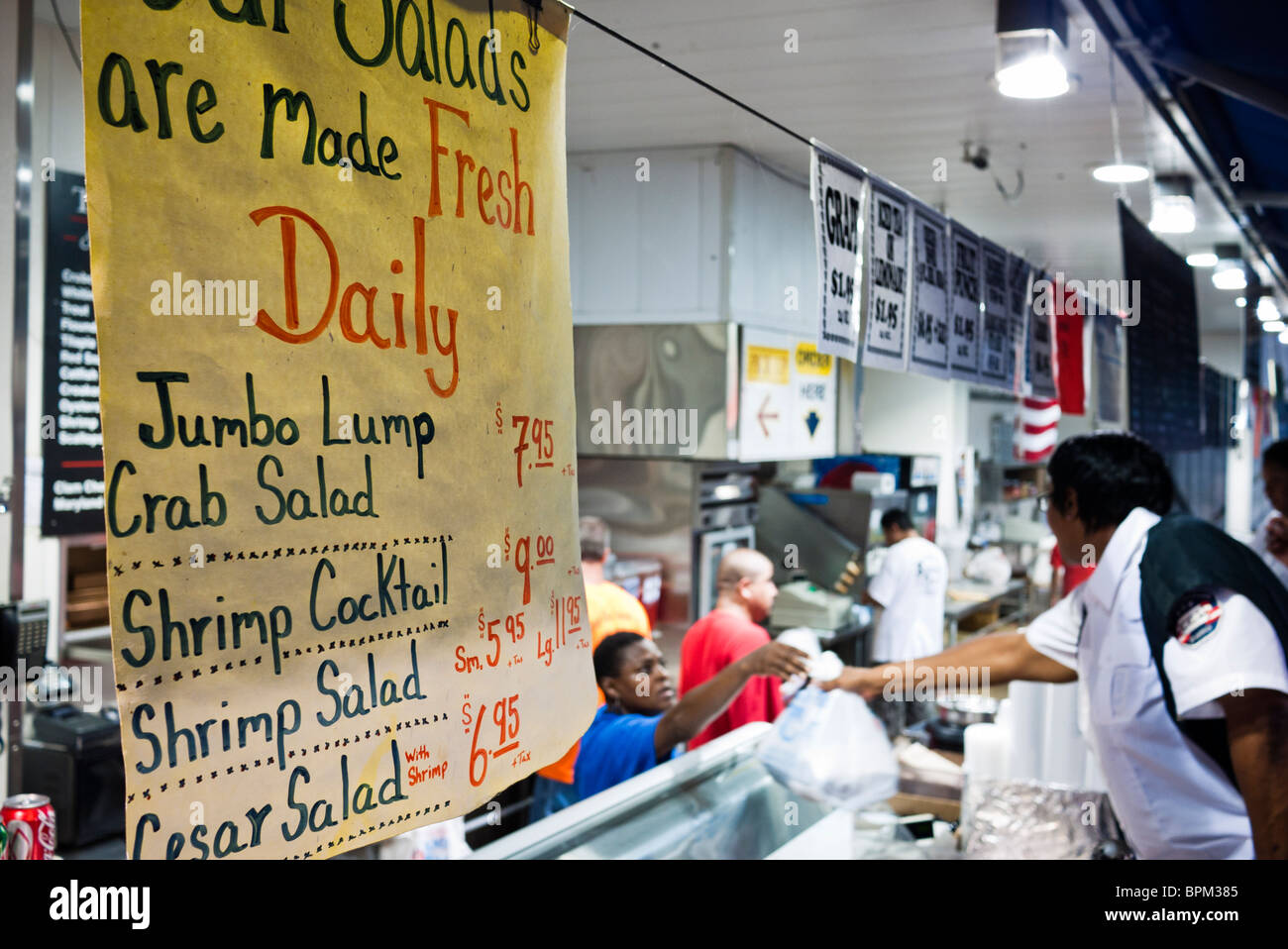 Washington dc seafood market hi-res stock photography and images - Alamy