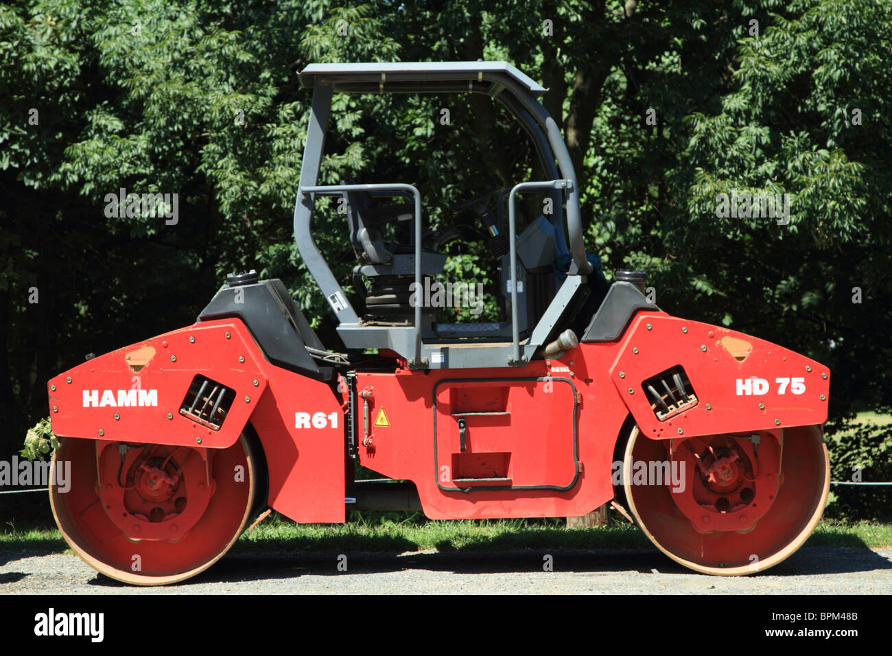 Pavement roller hi-res stock photography and images - Alamy