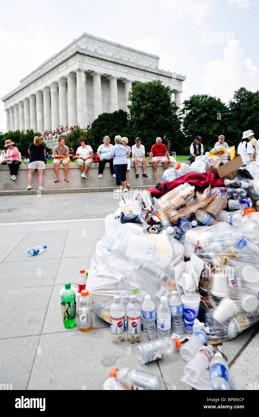Washington dc trash hi-res stock photography and images - Alamy