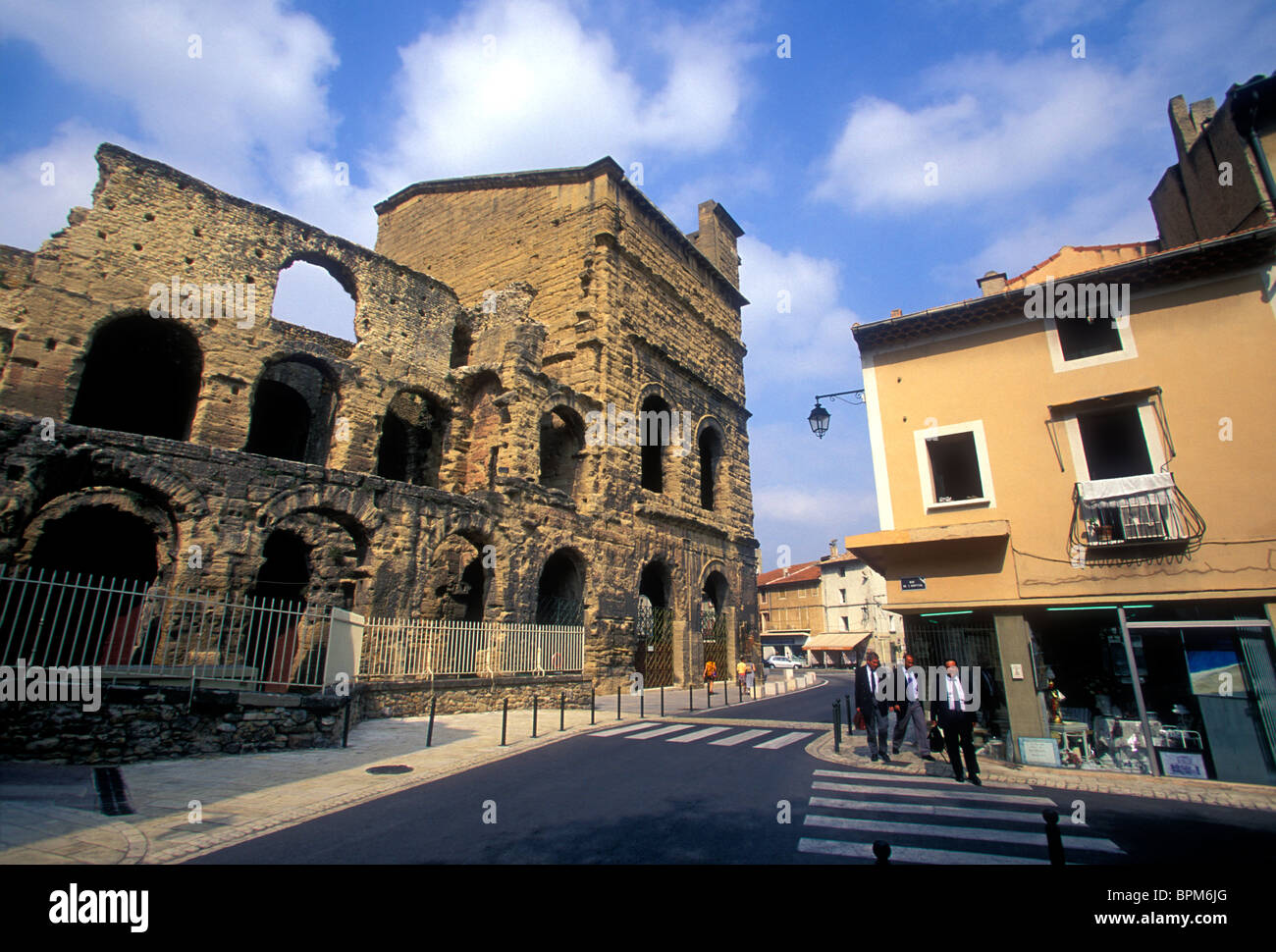 Roman Theatre of Orange, Ancient Theater of Orange, Theatre antique d ...