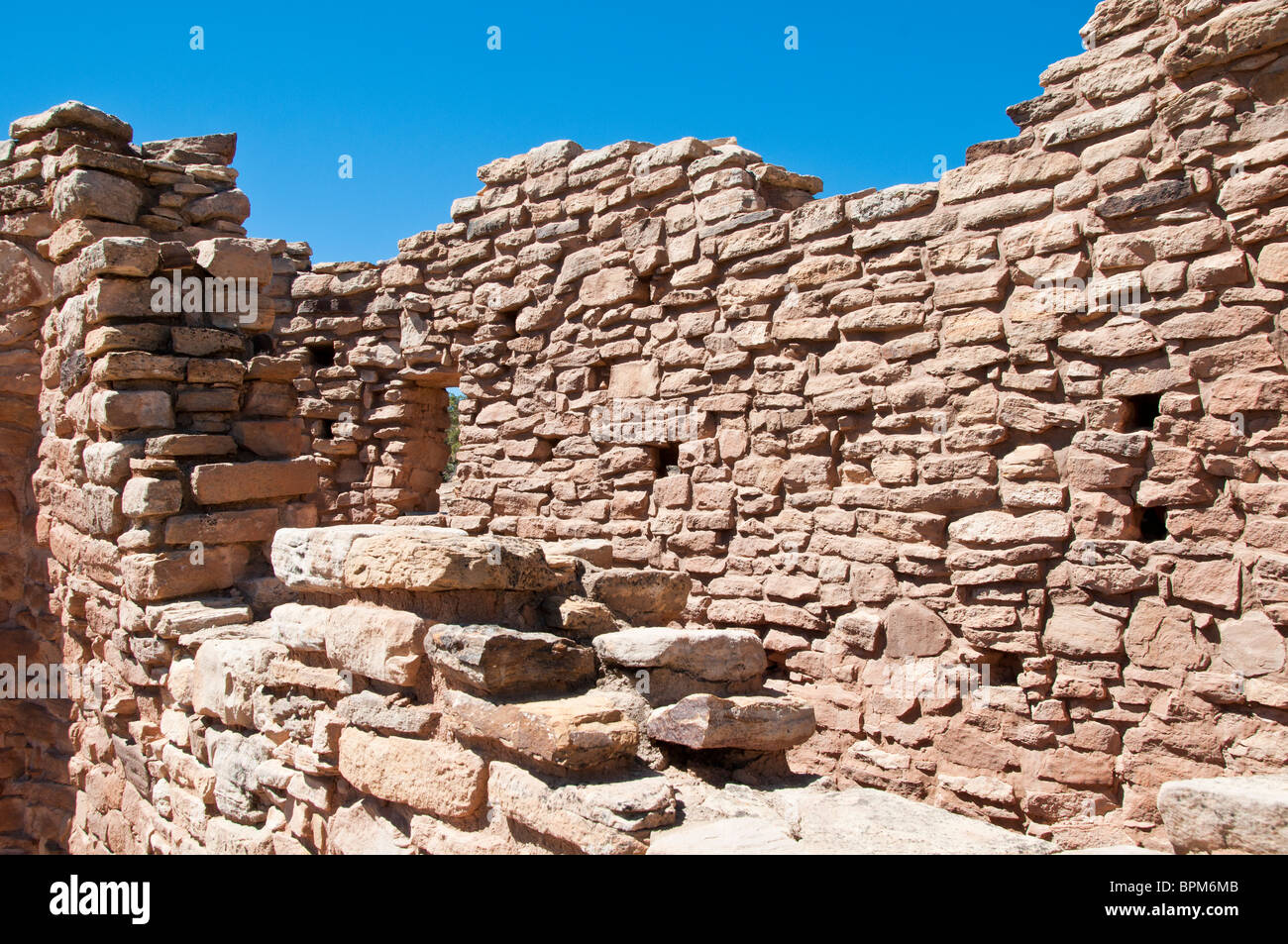 Cutthroat castle hi-res stock photography and images - Alamy