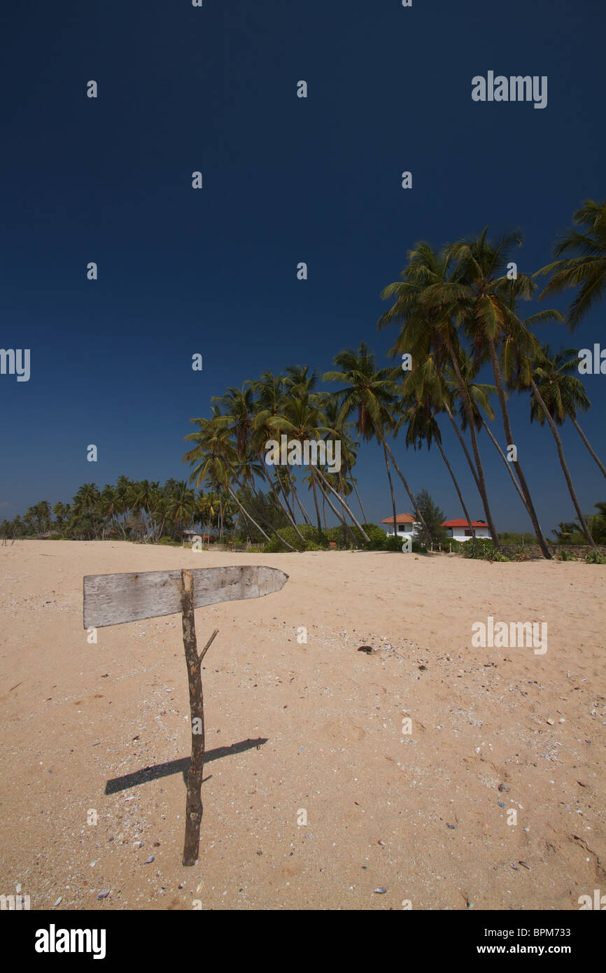 sign on the beach Stock Photo - Alamy