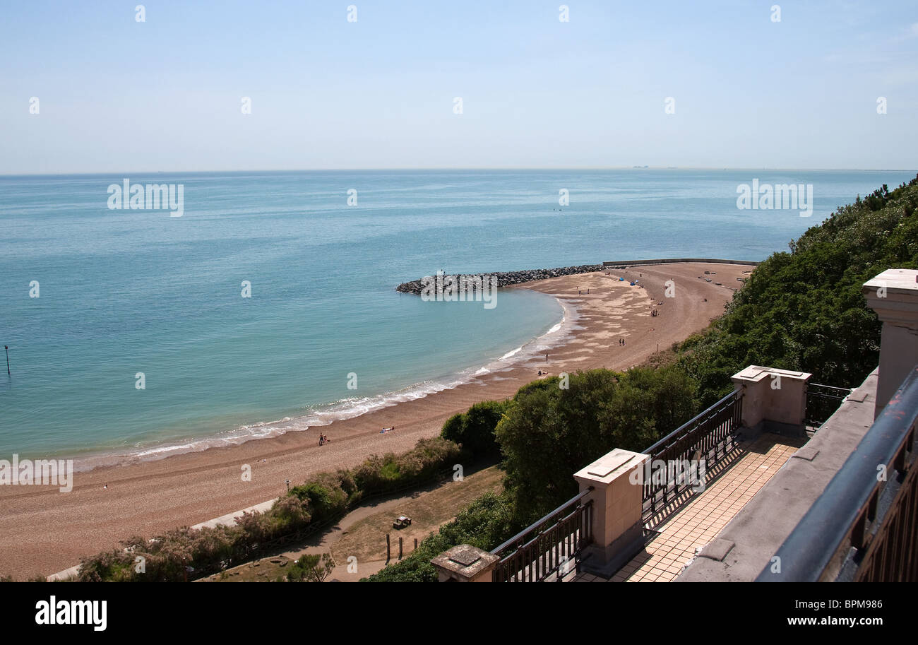 Beach at Folkestone Stock Photo - Alamy