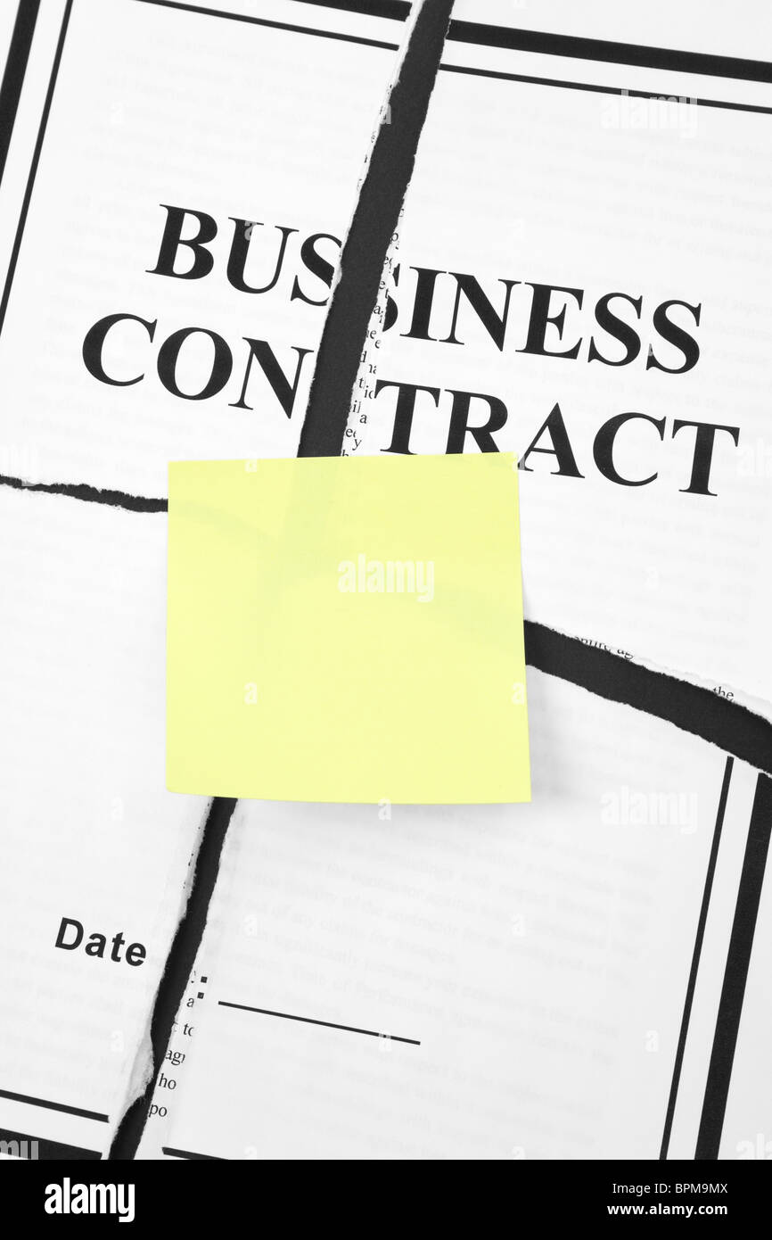 Torn notepaper hi-res stock photography and images - Alamy