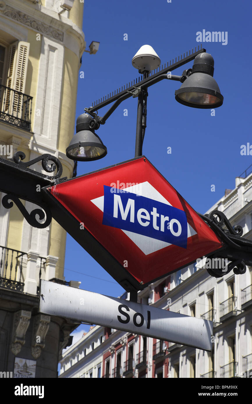 Metro station Sol, Madrid, Spain Stock Photo - Alamy