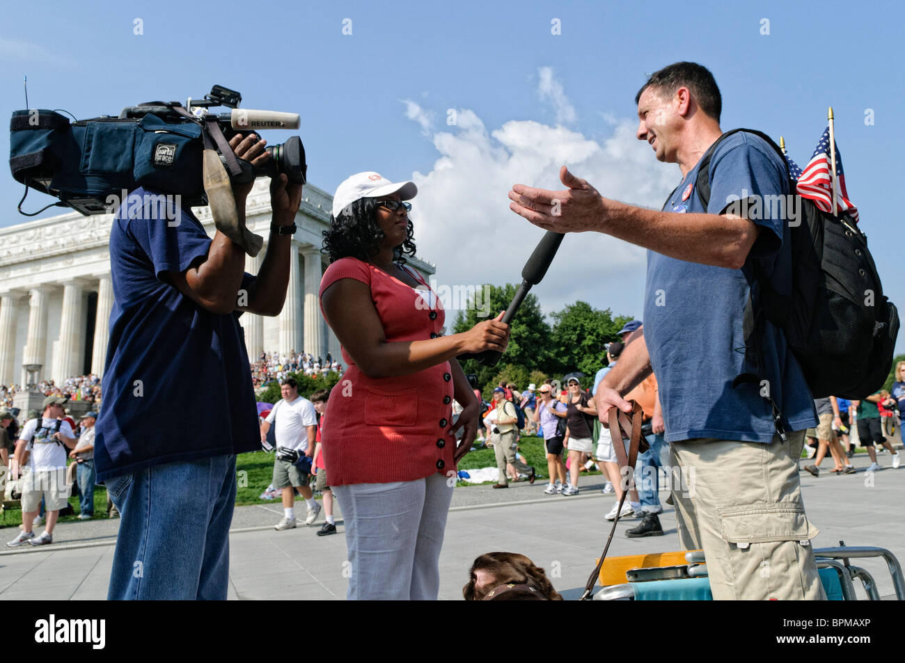 Tv crew tea party hi-res stock photography and images - Alamy