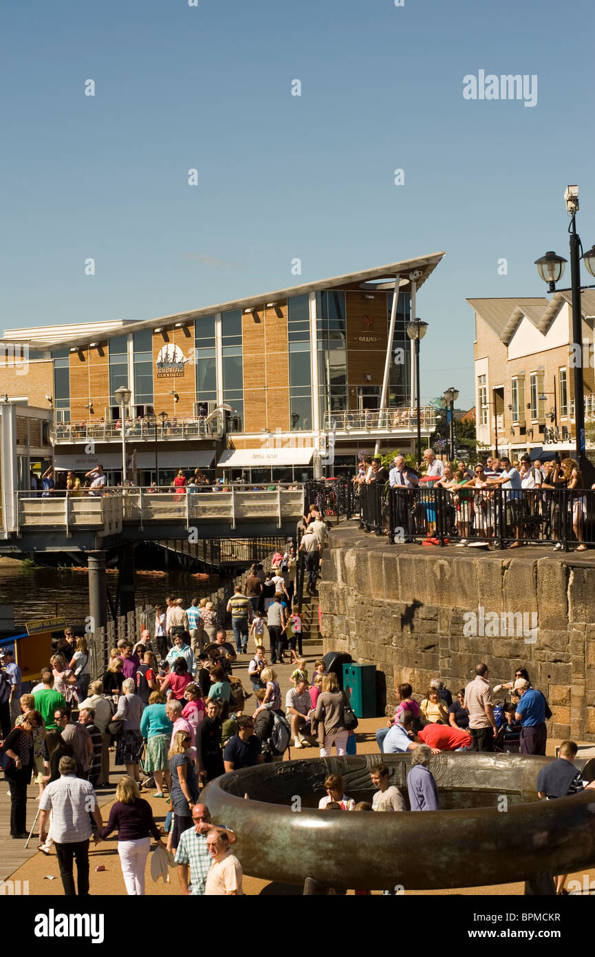 Cardiff bay festival hi-res stock photography and images - Alamy