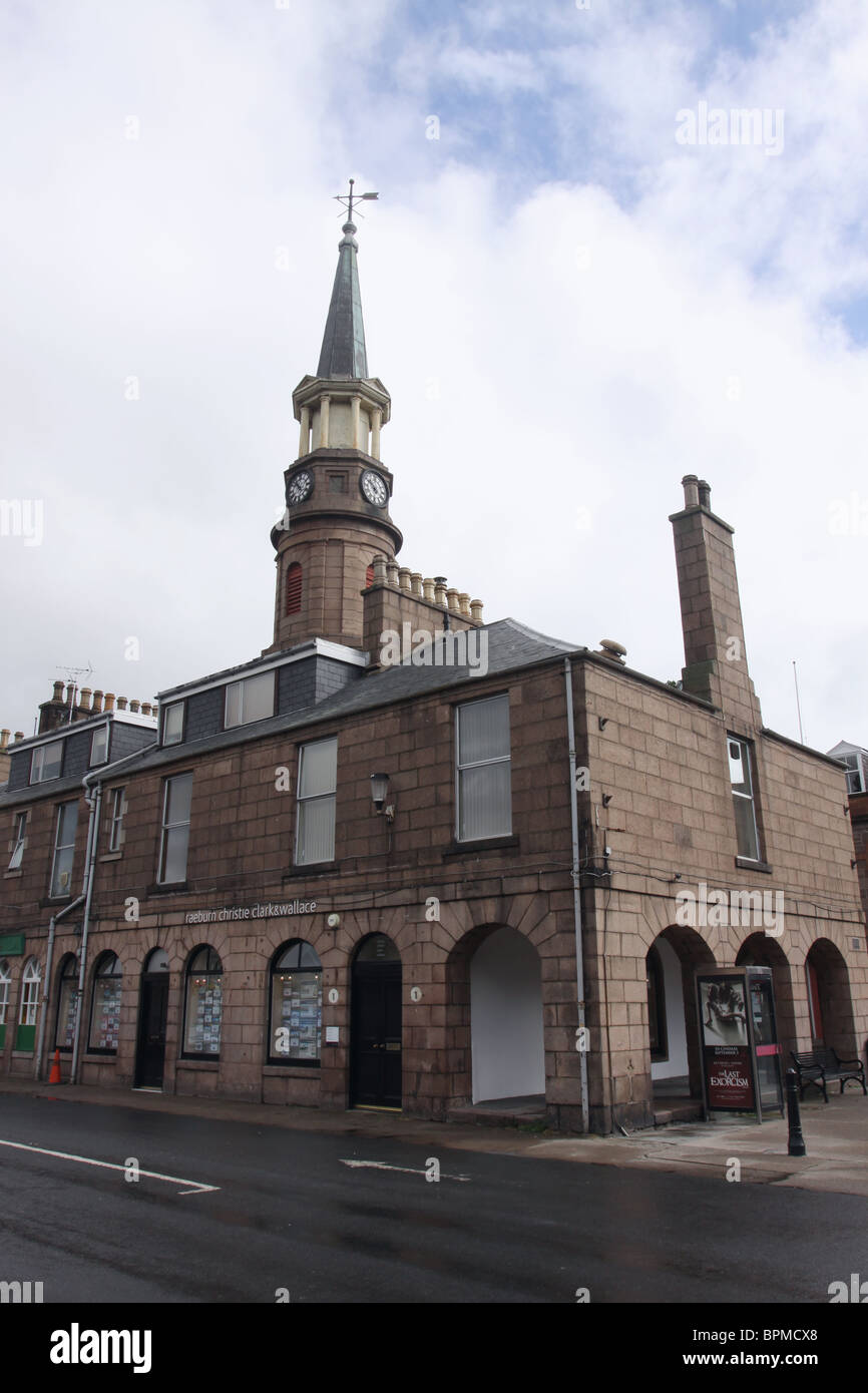 Market square stonehaven scotland hi-res stock photography and images ...