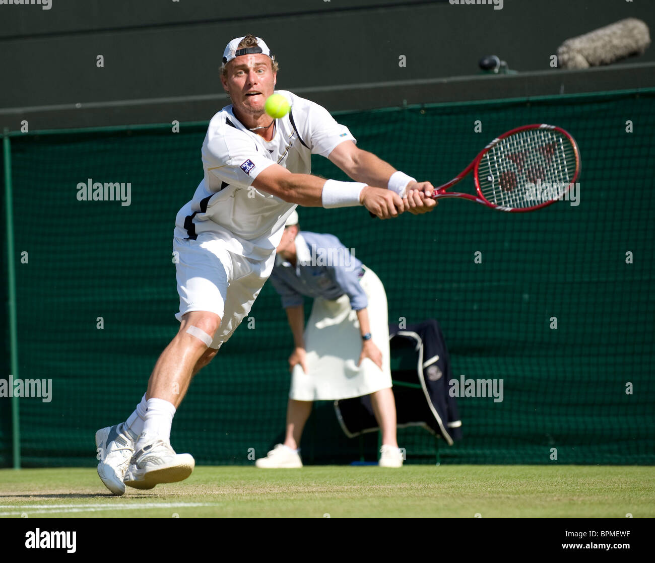 Lleyton Hewitt (AUS) in action during the Wimbledon Tennis ...