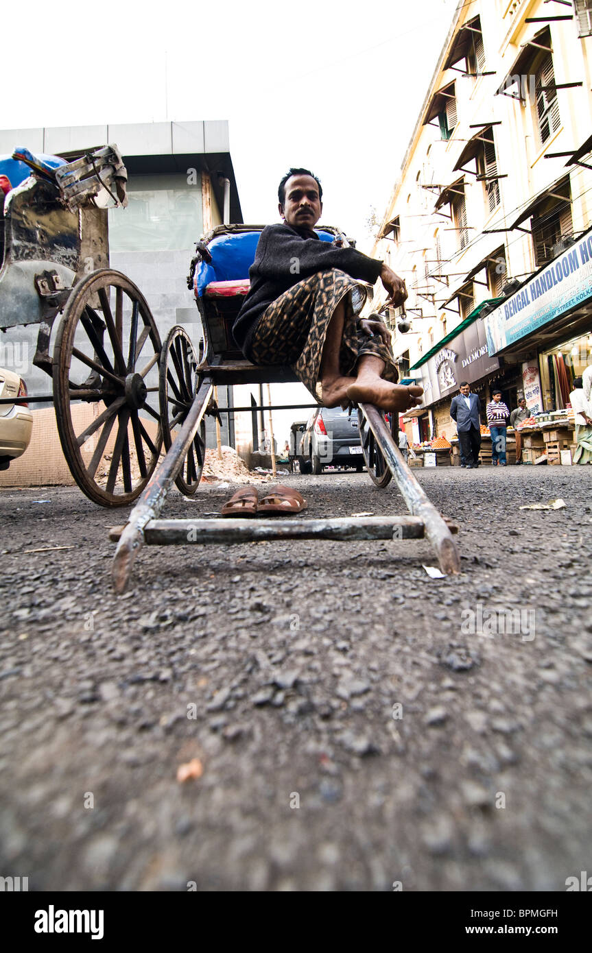 Hand pulled rickshaw driver calcutta hi-res stock photography and ...