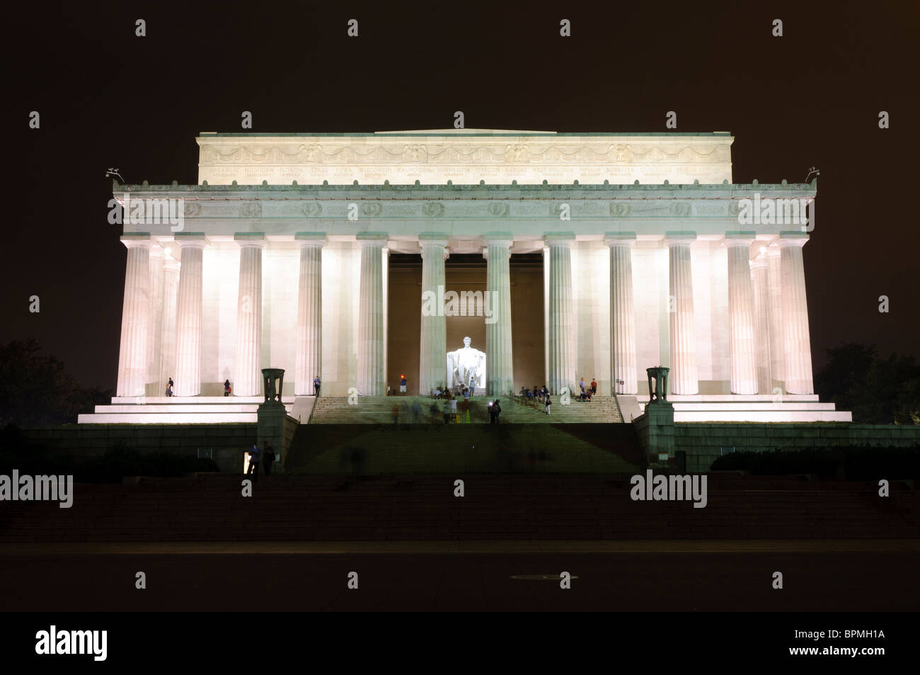 Lincoln Memorial Building