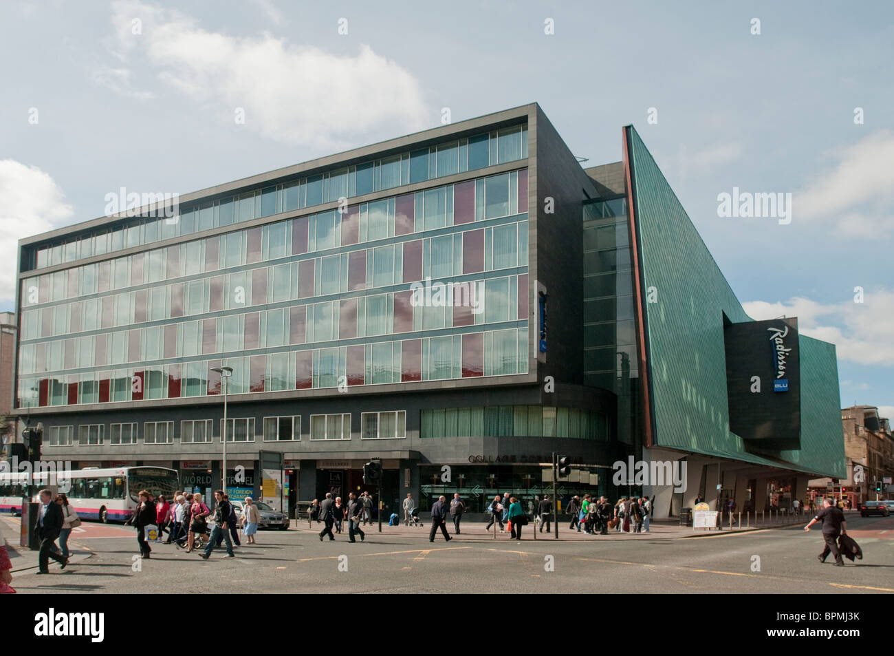 The Radisson Blu hotel in Glasgow Stock Photo - Alamy