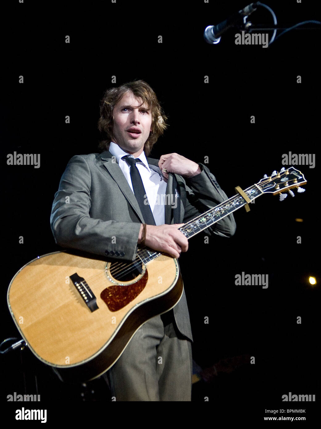 James Singer High Resolution Stock Photography and Images - Alamy